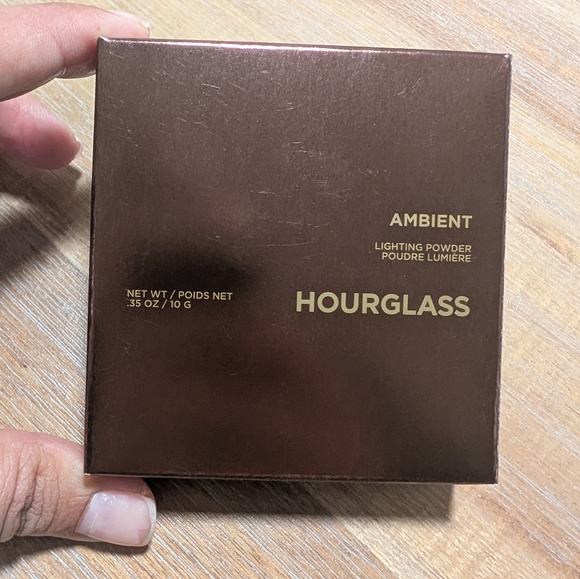 Hourglass | Makeup | Hourglass Ambient Lighting Powder Diffused Light ...